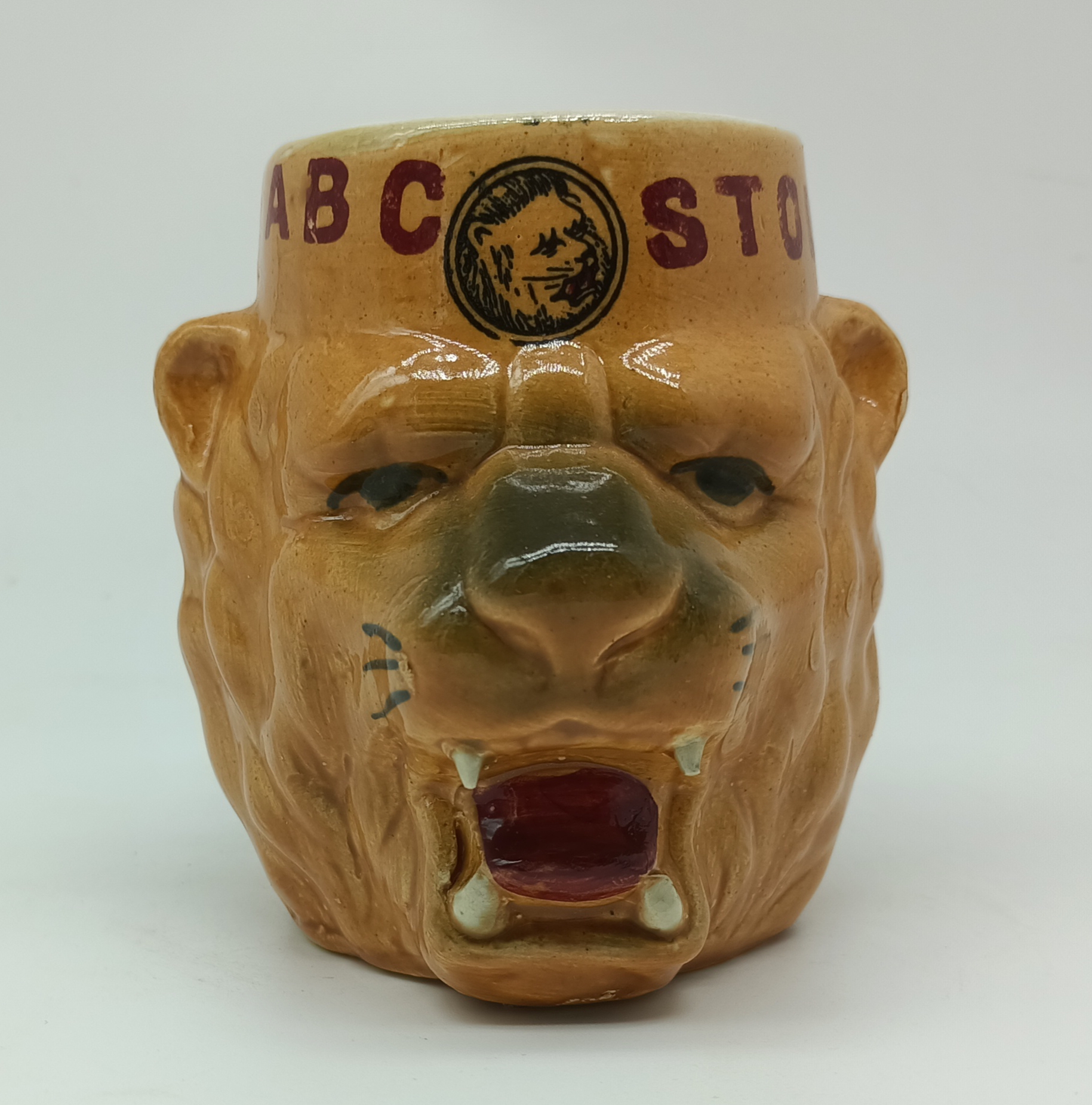 ABC Stout Lion Design Mug - Singapore Pickers